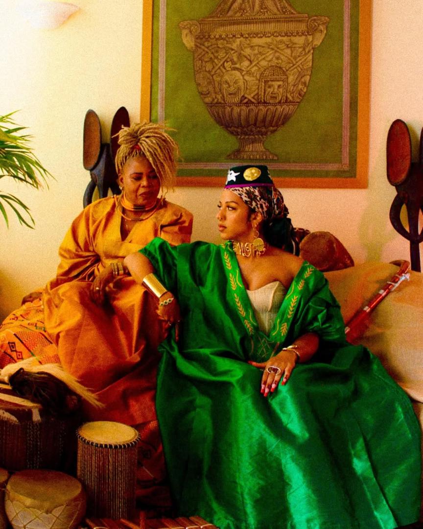 Words of Azia: A Sensational Collection of Soul-Stirring Masterpieces ...